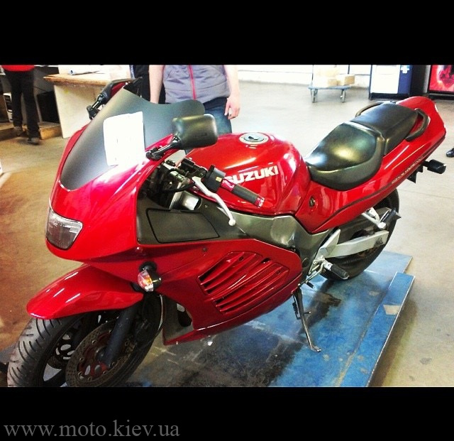 Мотоцикл - Suzuki RF 400 400 - 2399 USD - Оголошення - ПРОДАЖ ...