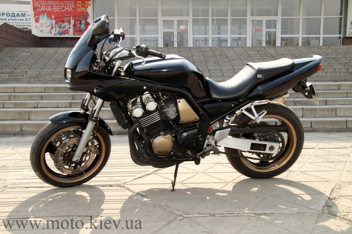 Мотоцикл - Yamaha Fazer 400 - 3800 USD - Продана мототехніка (Архів ...