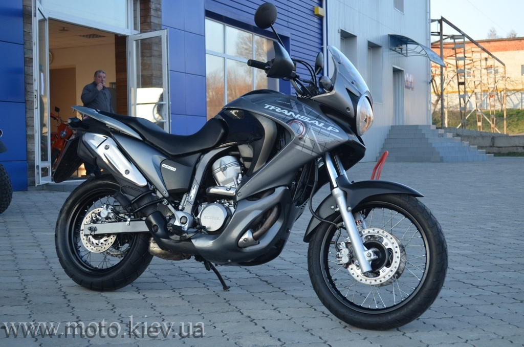Мотоцикл - Honda Transalp XL700V 700 - 7200 USD (Торг) - Продана ...